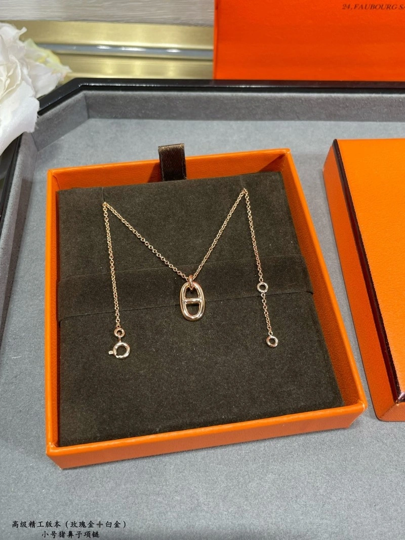 Brand-authenticated Hermes Necklaces