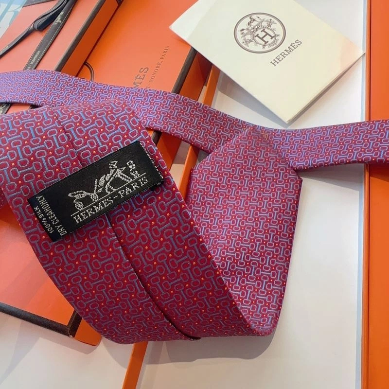 Low-cost Hermes Neckties
