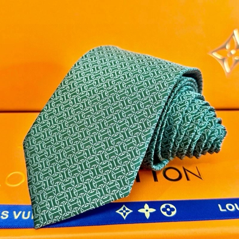 Low-cost Hermes Neckties
