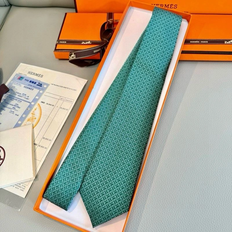 Low-cost Hermes Neckties