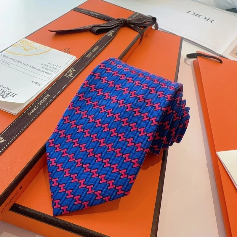 Accurate model Hermes Neckties