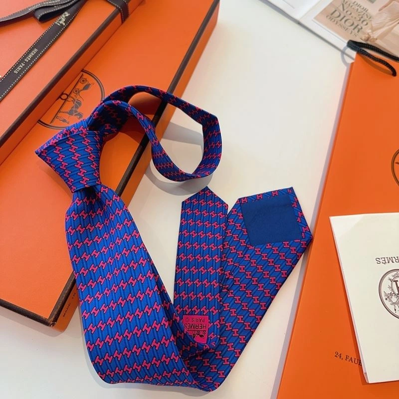 Accurate model Hermes Neckties