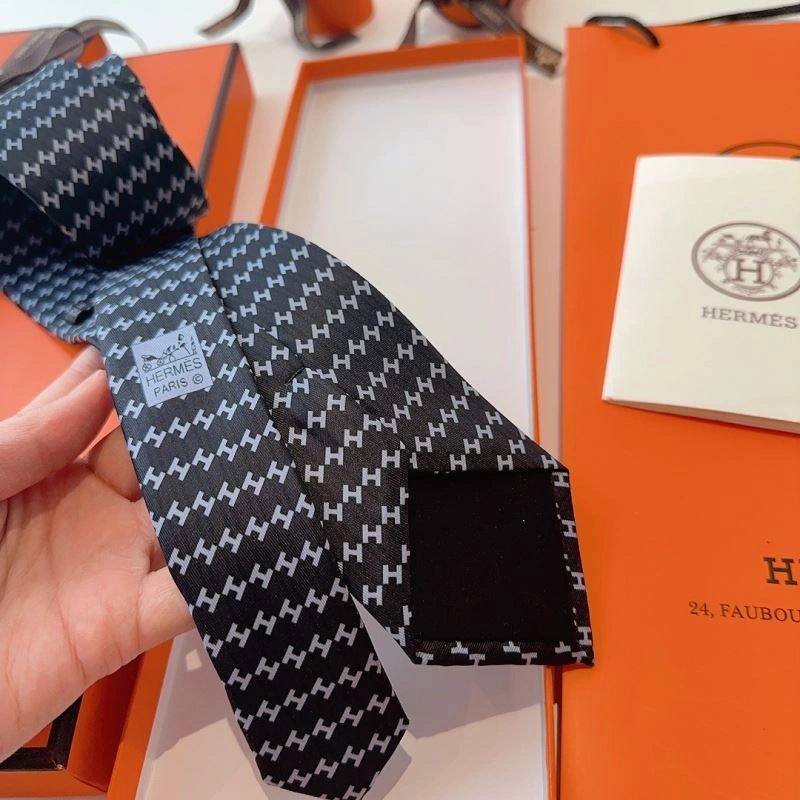 High accuracy Hermes Neckties