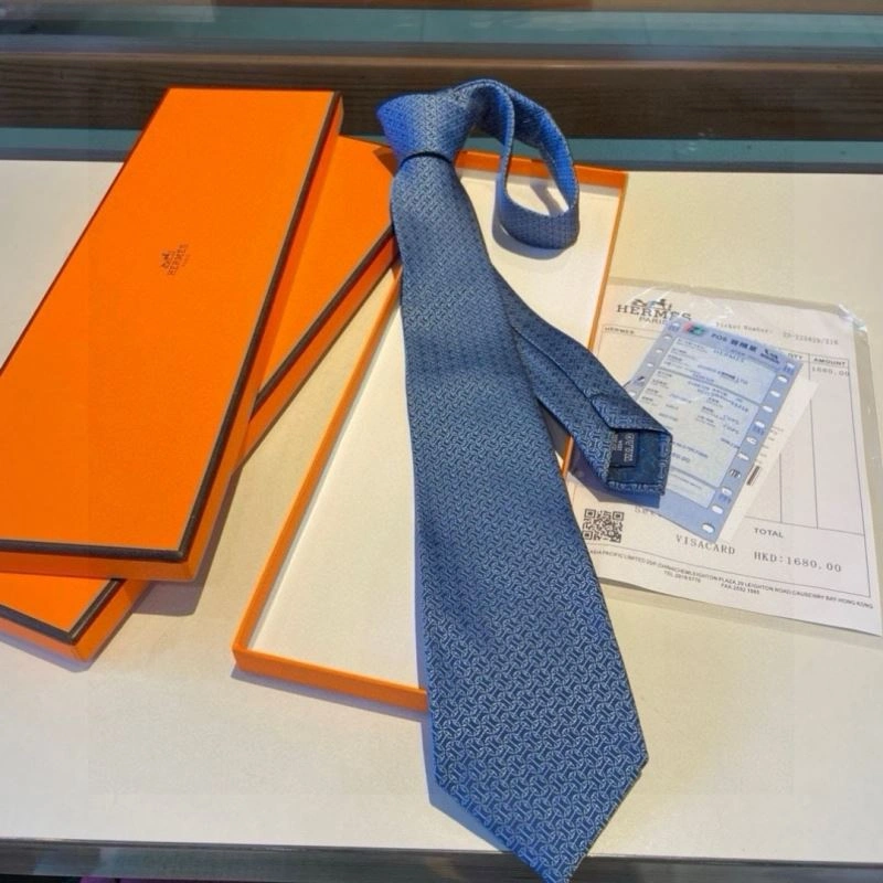 Top mirror Hermes Neckties
