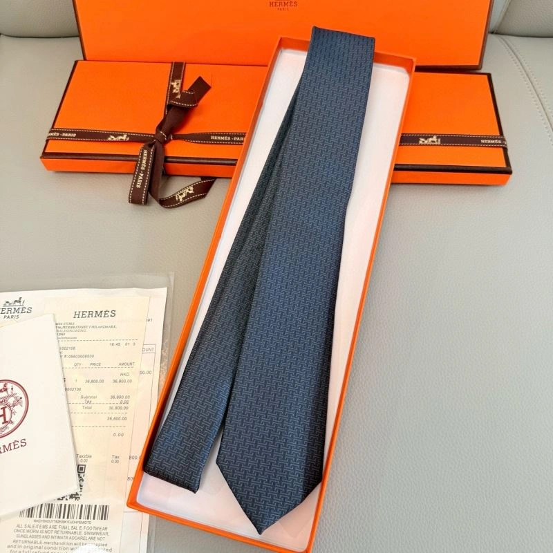 Top mirror Hermes Neckties