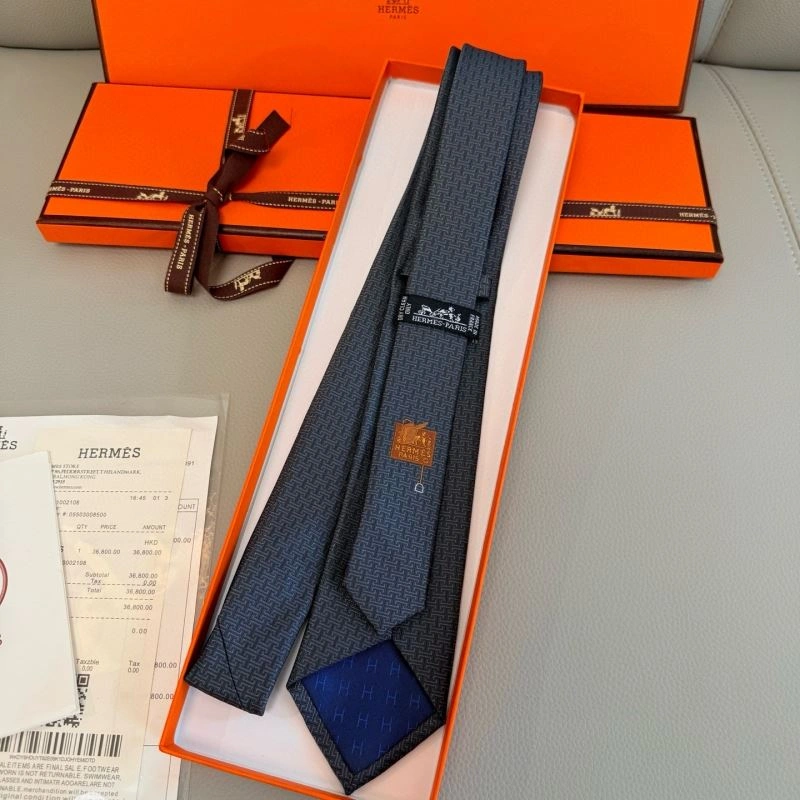 Top mirror Hermes Neckties