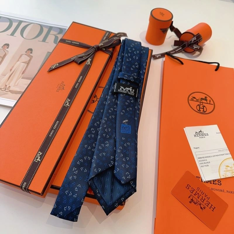 Mirror quality Hermes Neckties