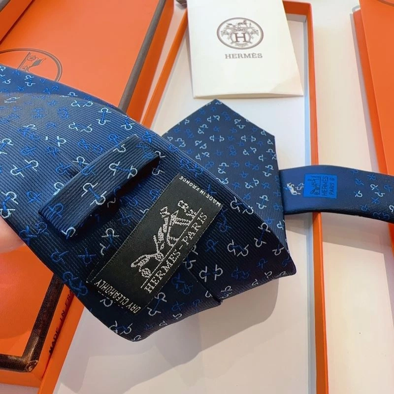 Mirror quality Hermes Neckties