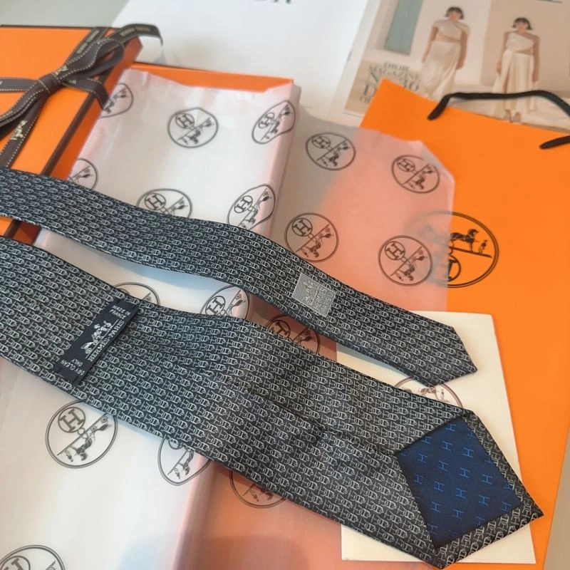 Factory-made Hermes Neckties
