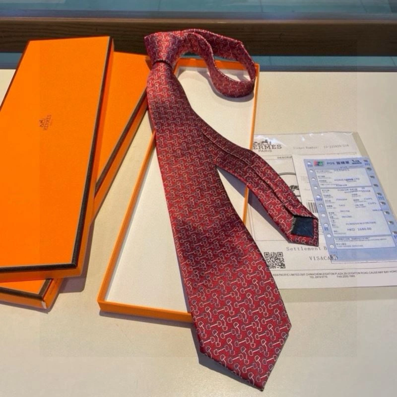 Low-cost Hermes Neckties