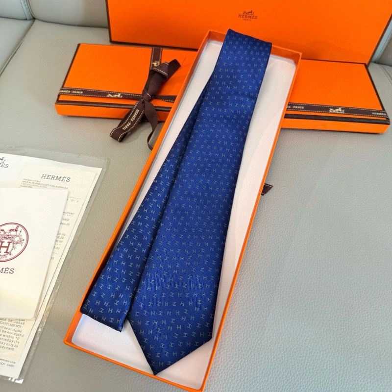 Accurate model Hermes Neckties