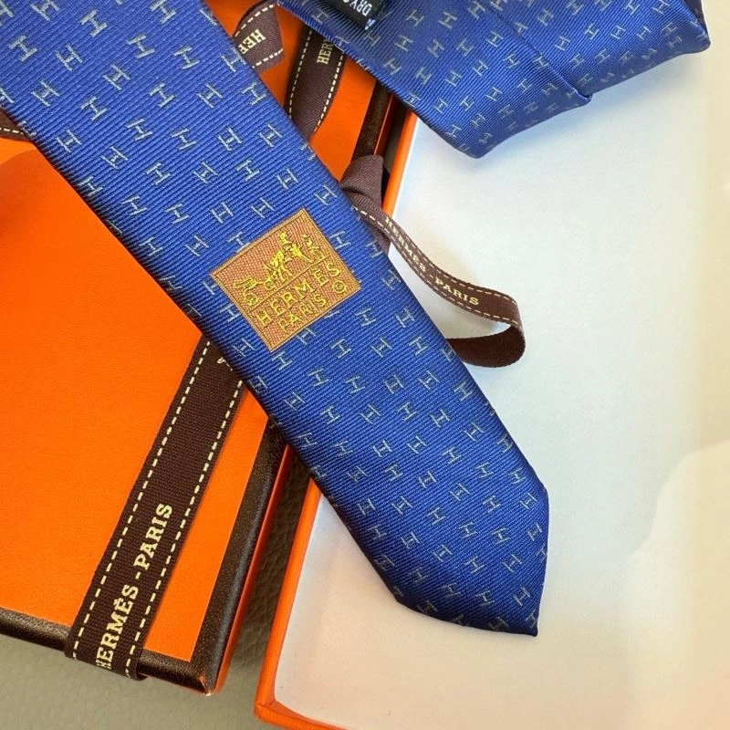 Accurate model Hermes Neckties