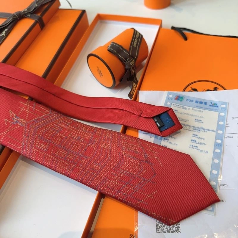 Top mirror Hermes Neckties