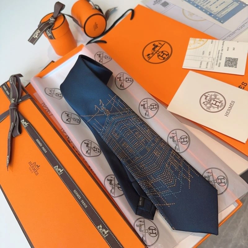 Top mirror Hermes Neckties