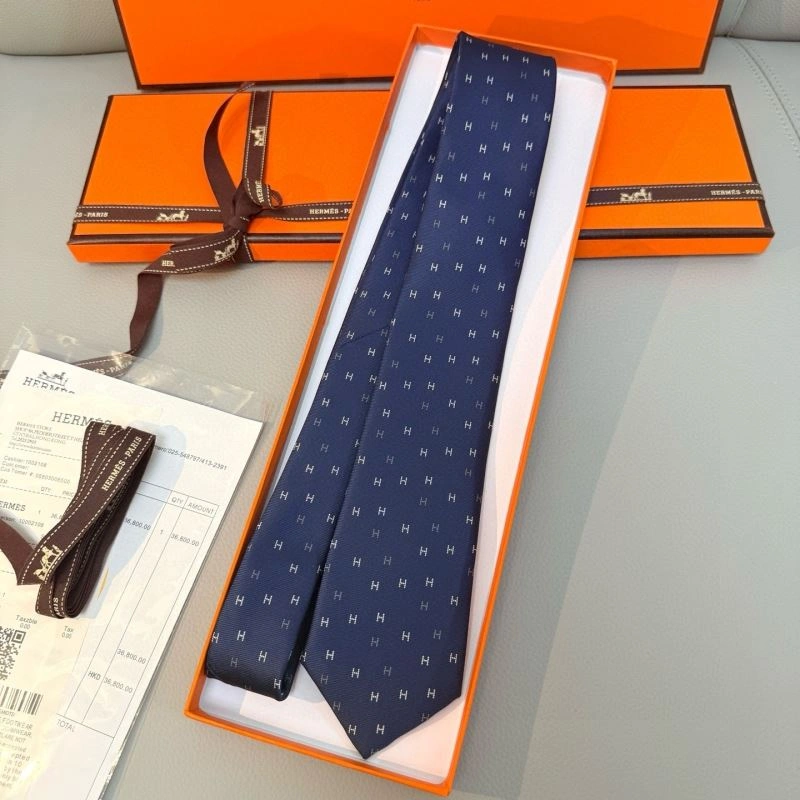 Low-cost Hermes Neckties