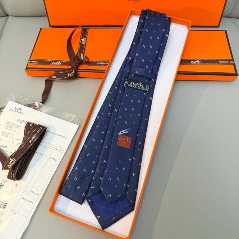 Low-cost Hermes Neckties