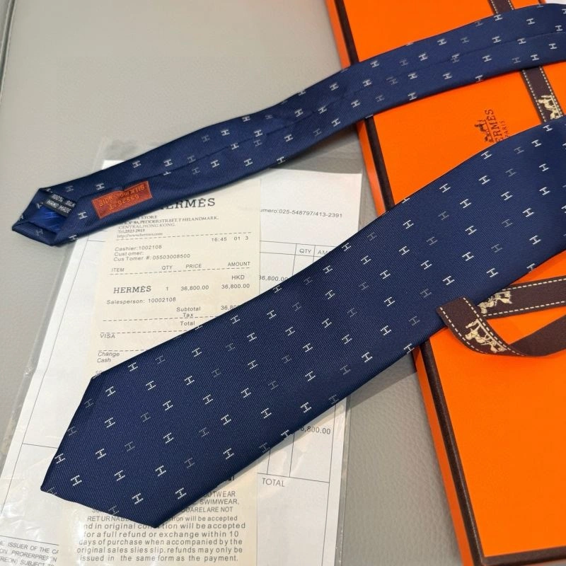 Low-cost Hermes Neckties