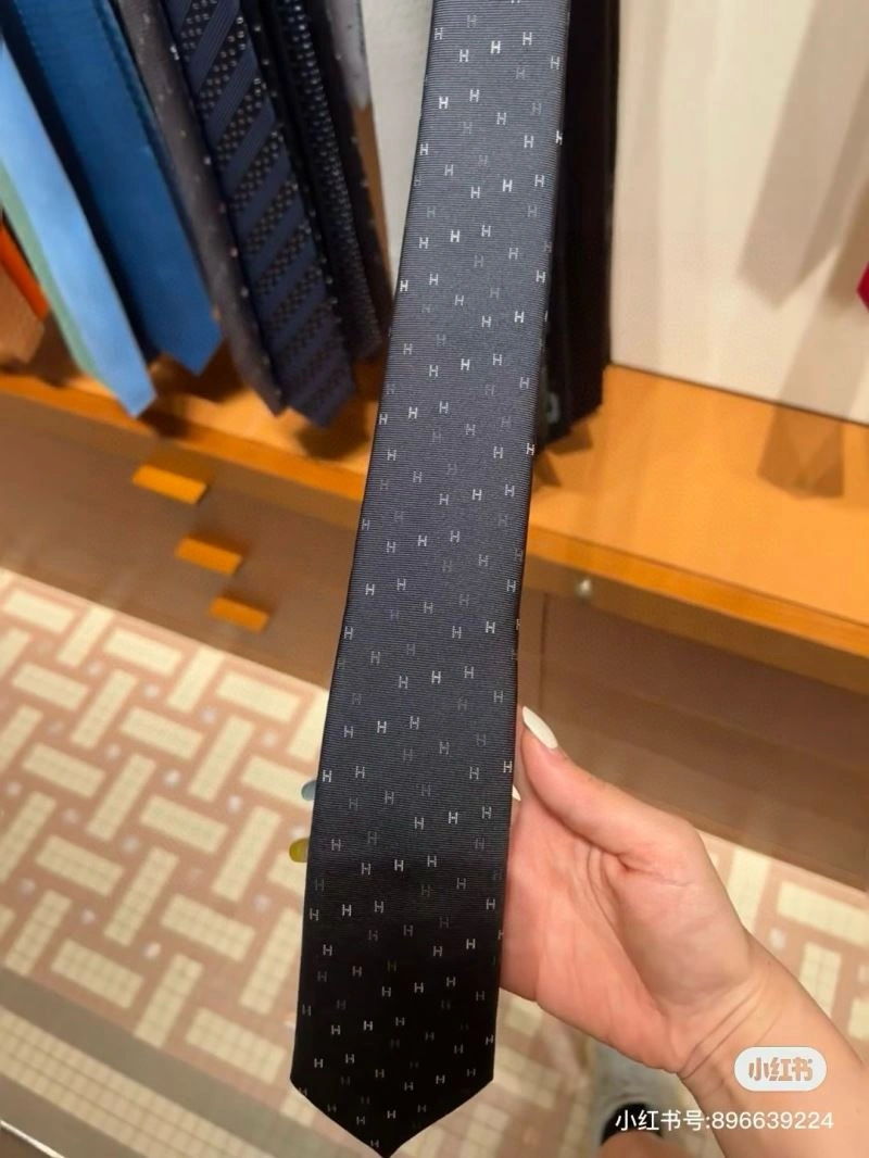 Precise copy Hermes Neckties