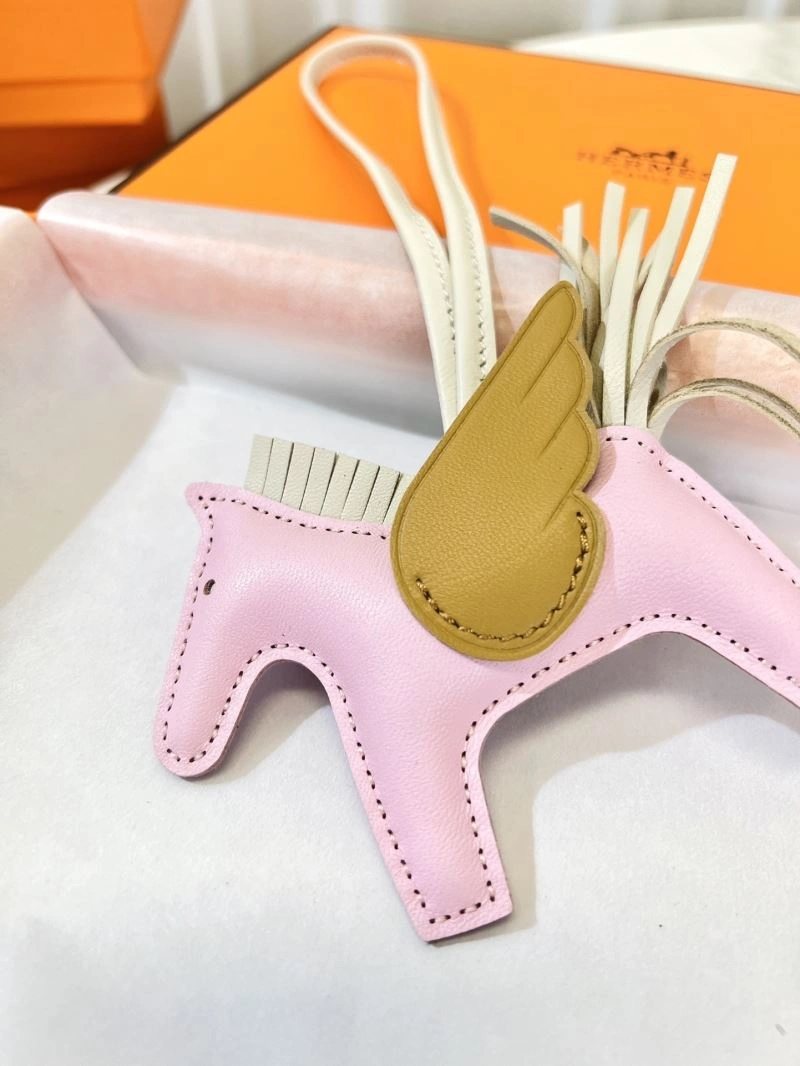 Low-cost Hermes Ornaments