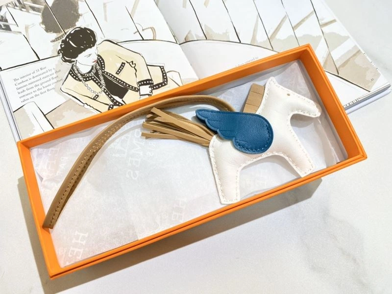 Top match Hermes Ornaments