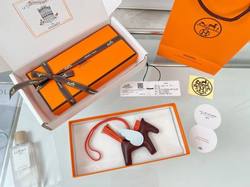 Cut-rate Hermes Ornaments