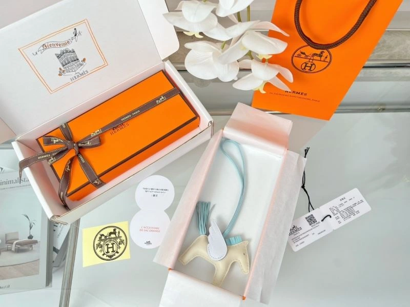 Top mirror Hermes Ornaments