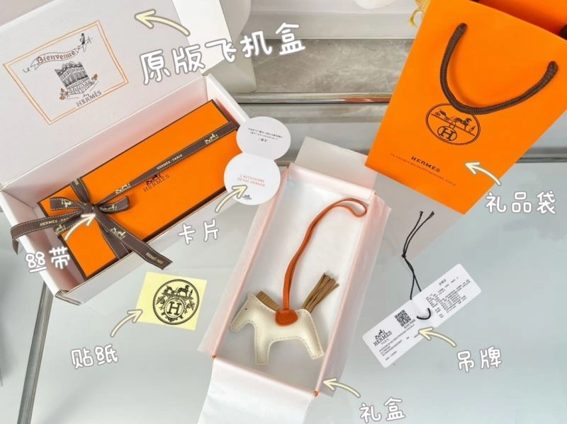 Top match Hermes Ornaments