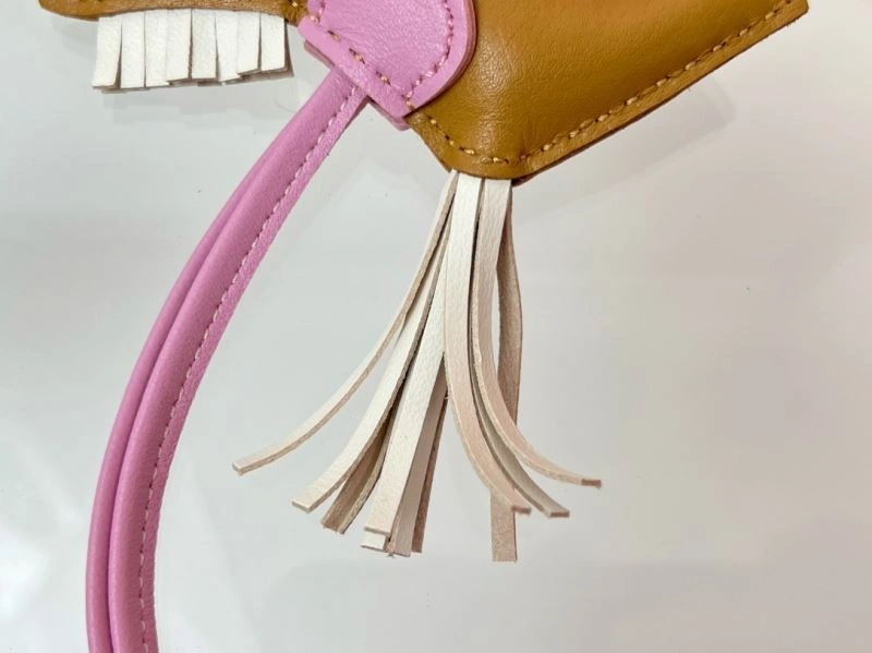 Cut-rate Hermes Ornaments