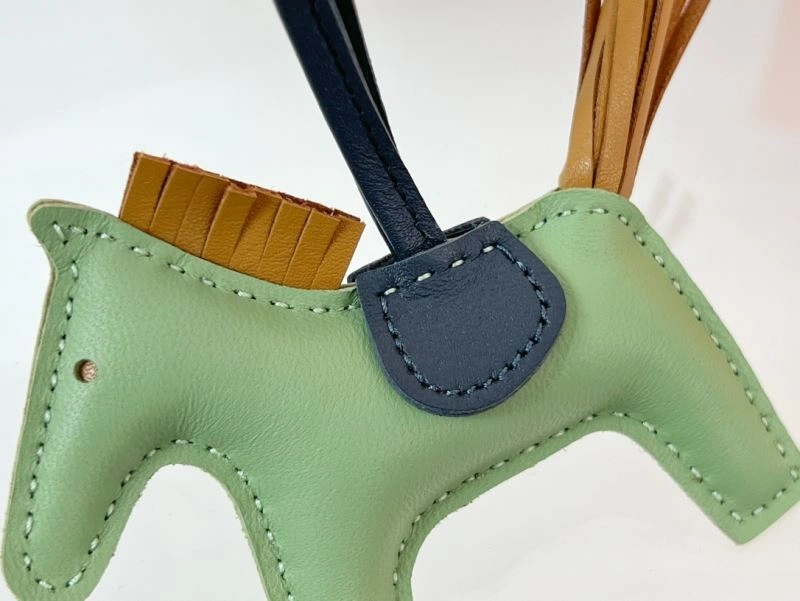 Economical Hermes Ornaments
