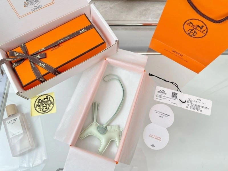 Inexpensive Hermes Ornaments