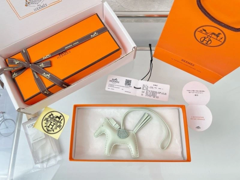 Inexpensive Hermes Ornaments
