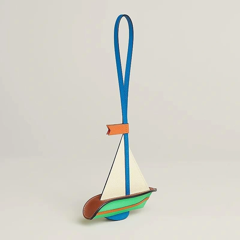 Low-cost Hermes Ornaments