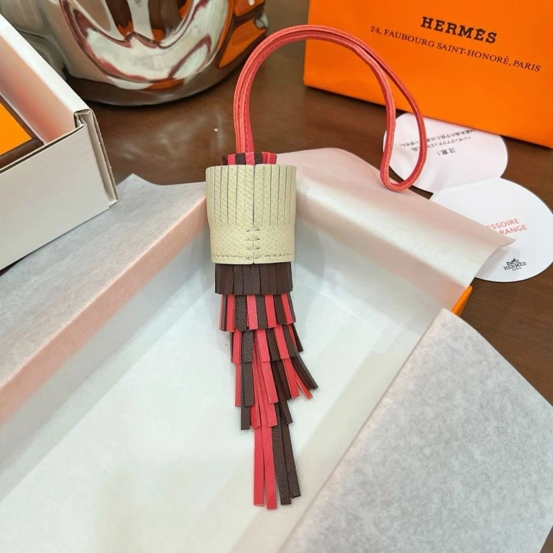 Indistinguishable Hermes Ornaments