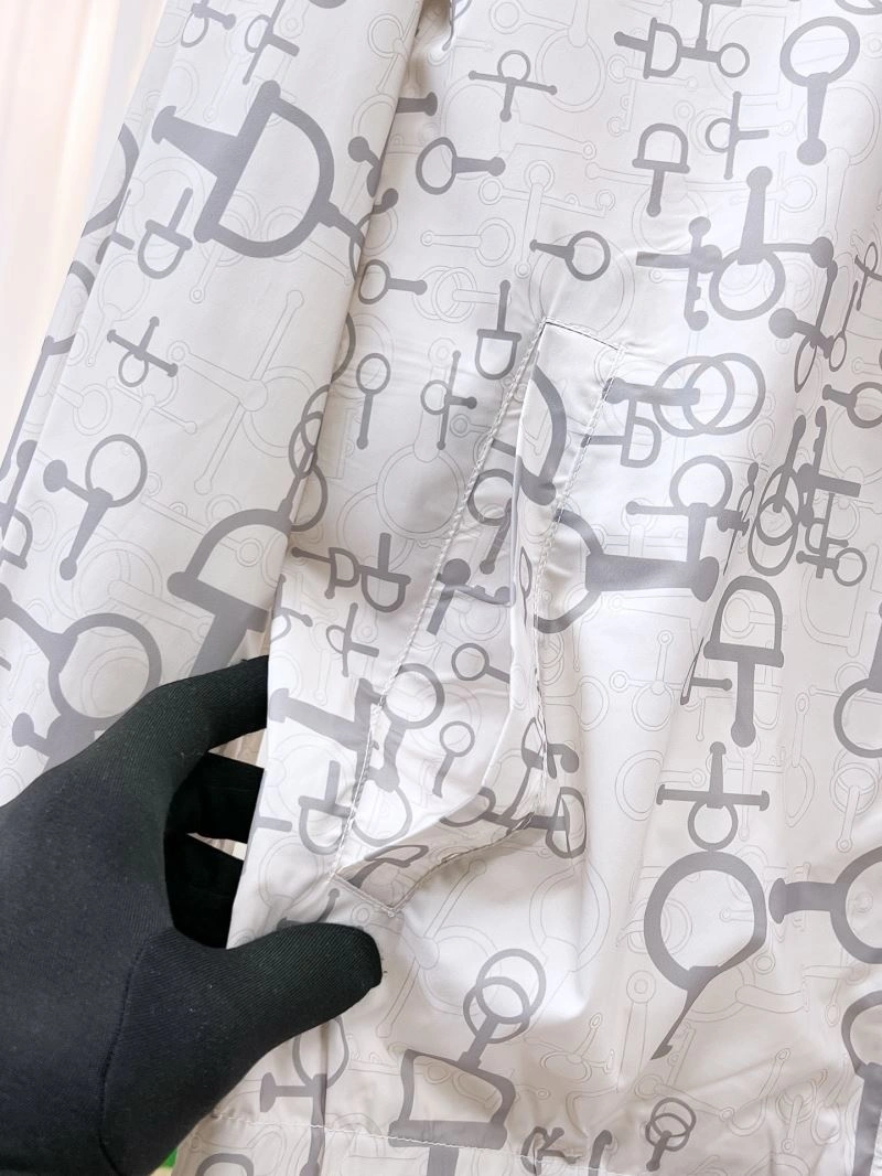 Genuine Hermes Outwear
