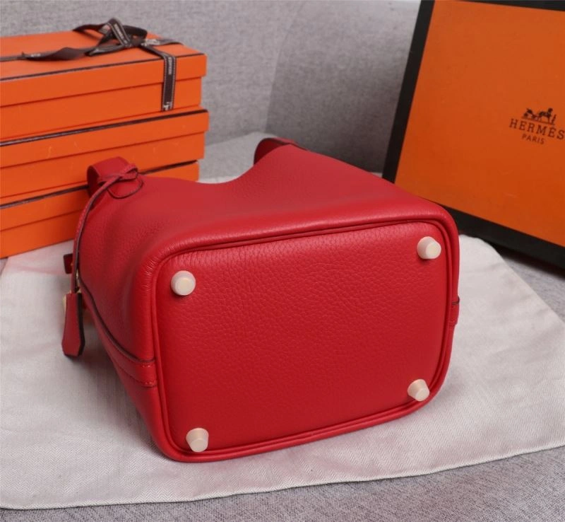 Indistinguishable Hermes Picotin Lock