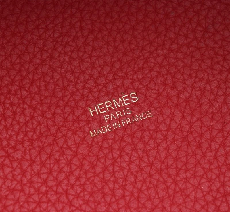 Indistinguishable Hermes Picotin Lock