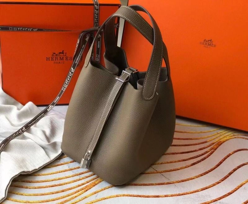 Top mirror Hermes Picotin Lock