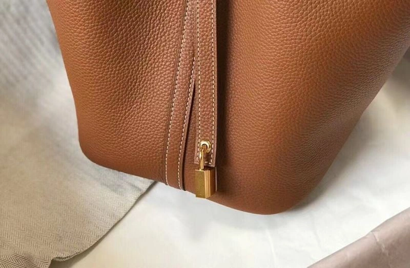 Factory-made Hermes Picotin Lock