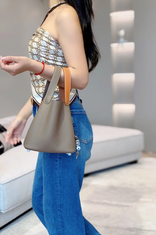 Cut-rate Hermes Picotin Lock