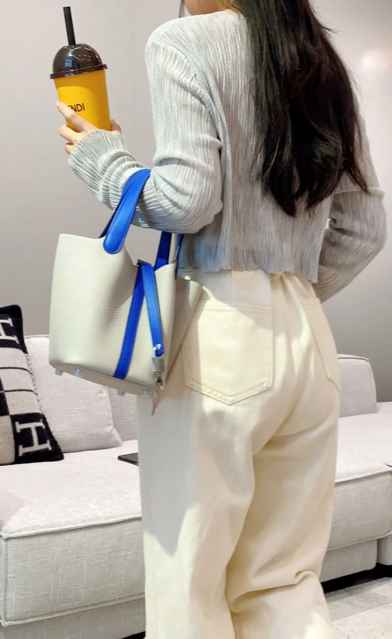 Cut-rate Hermes Picotin Lock