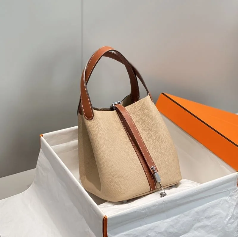 Accurate model Hermes Picotin Lock