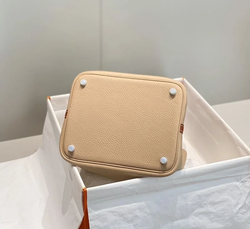 Accurate model Hermes Picotin Lock