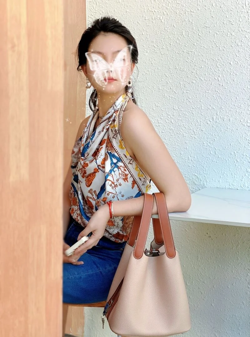 Accurate model Hermes Picotin Lock