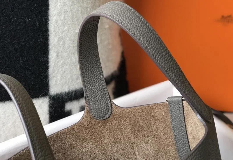 Indistinguishable Hermes Picotin Lock