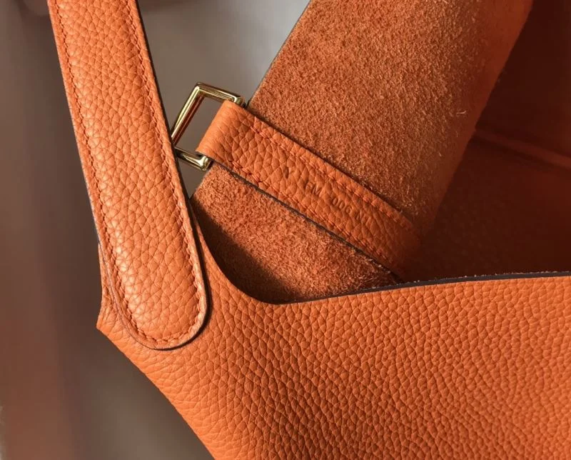 Accurate model Hermes Picotin Lock
