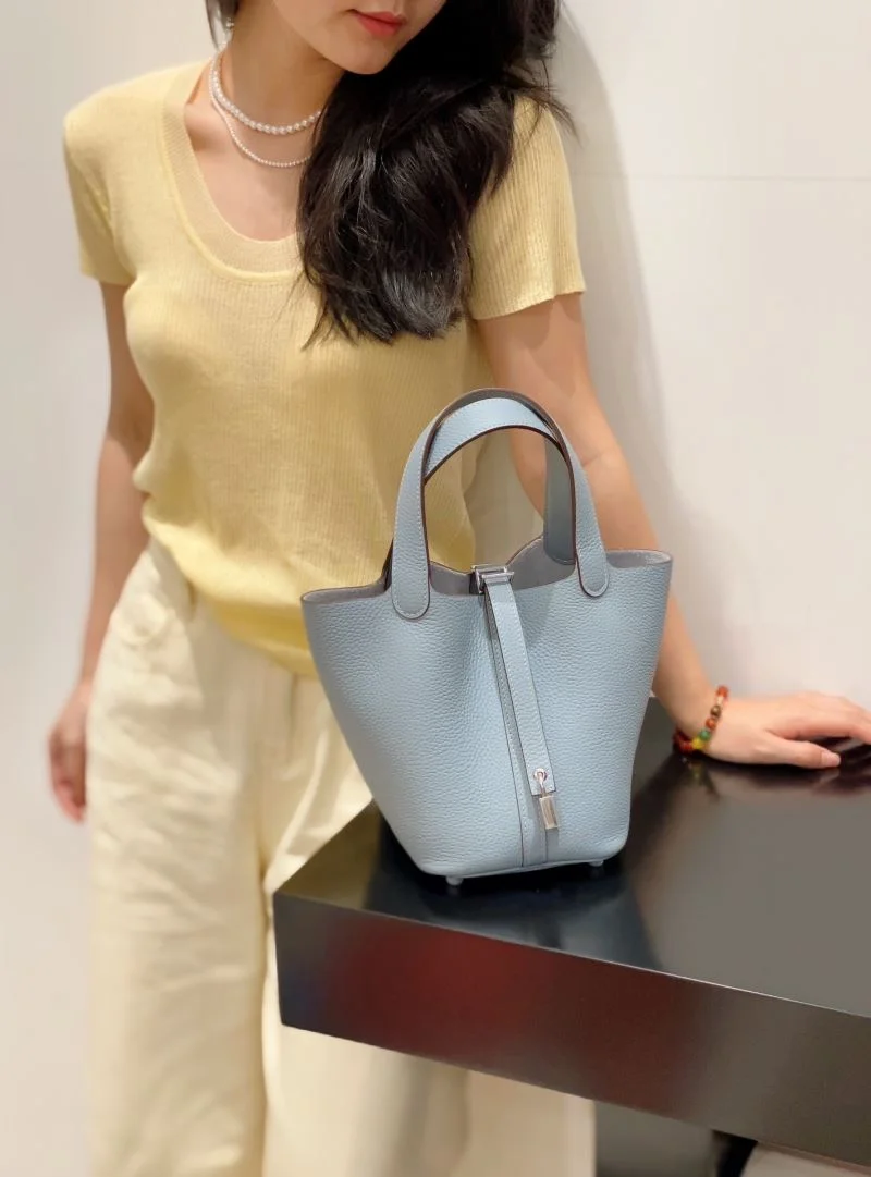 High accuracy Hermes Picotin Lock