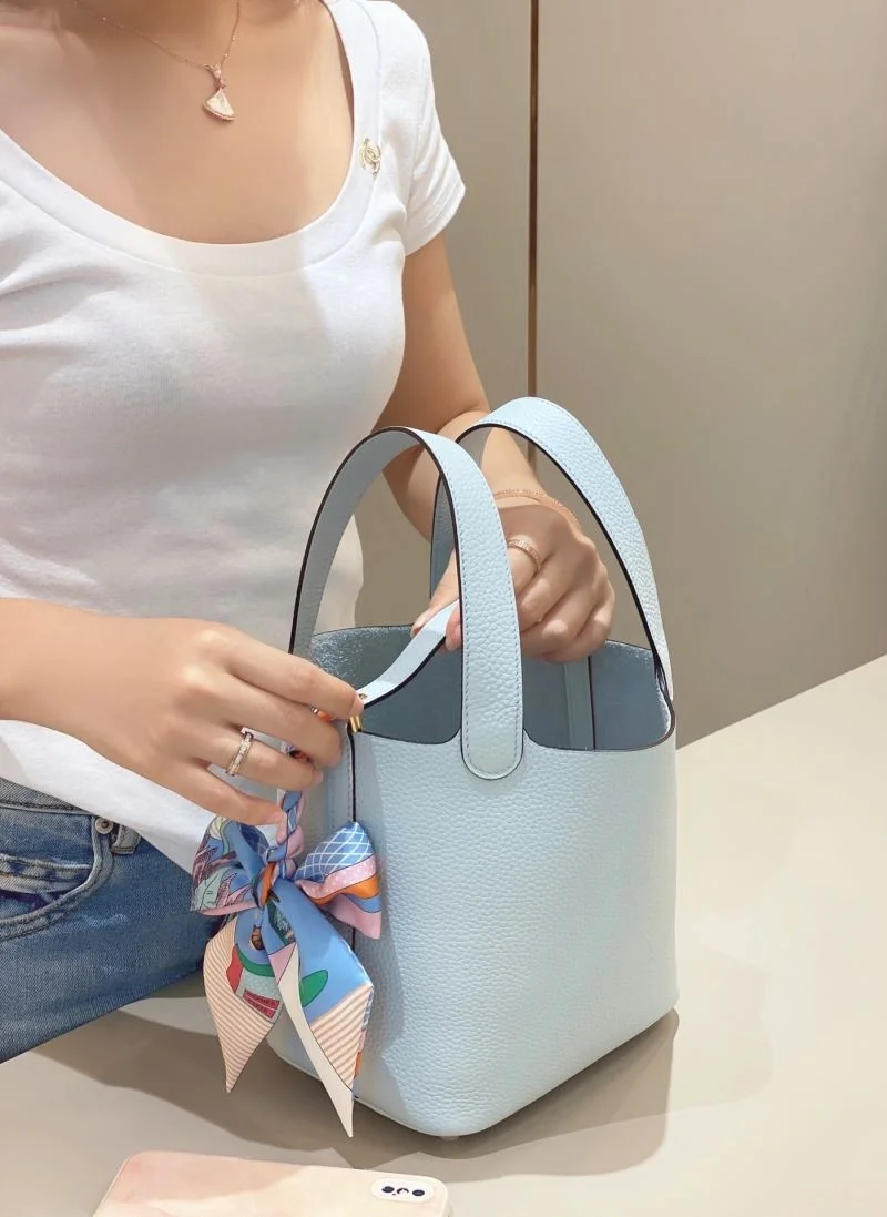 High fidelity Hermes Picotin Lock