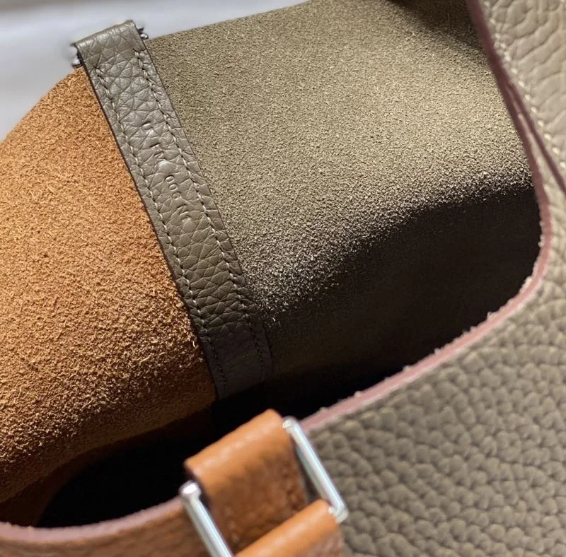 Factory-made Hermes Picotin Lock