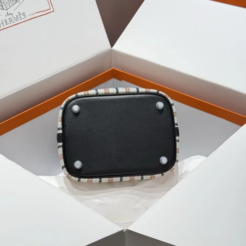 Factory-made Hermes Picotin Lock