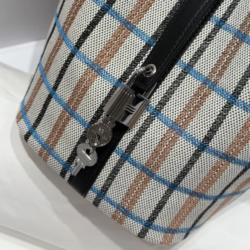 Factory-made Hermes Picotin Lock